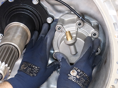 Lower Countershaft Cover and Inertia Brake (TRSM0950)