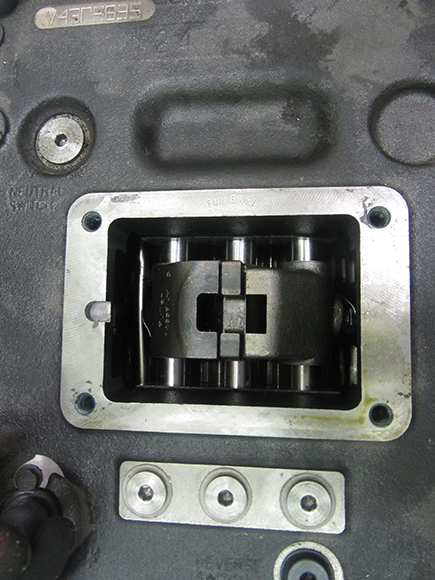 X-Y Shifter (TRSM0940)