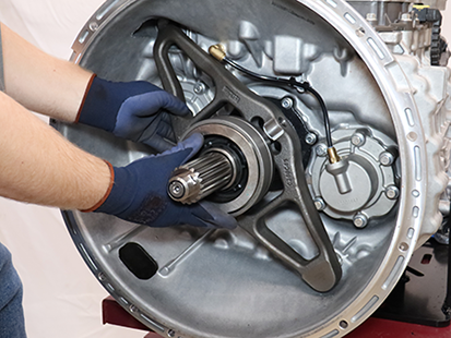 Lower Countershaft Cover and Inertia Brake (TRSM0950)