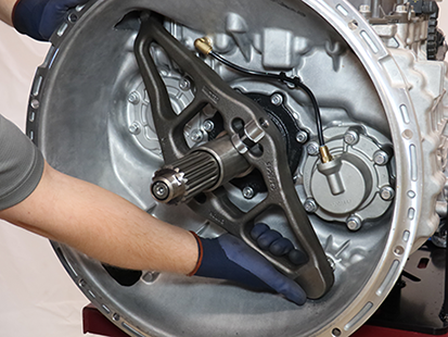 Lower Countershaft Cover and Inertia Brake (TRSM0950)