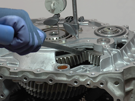 Main Shaft End-Play Service Procedure (TRSM0950)