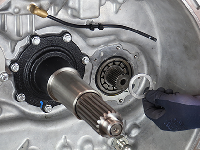 Main Shaft End-Play Service Procedure (TRSM0950)