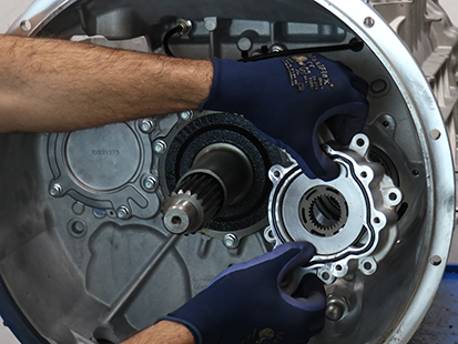 Lower Countershaft Cover and Inertia Brake (TRSM0960)